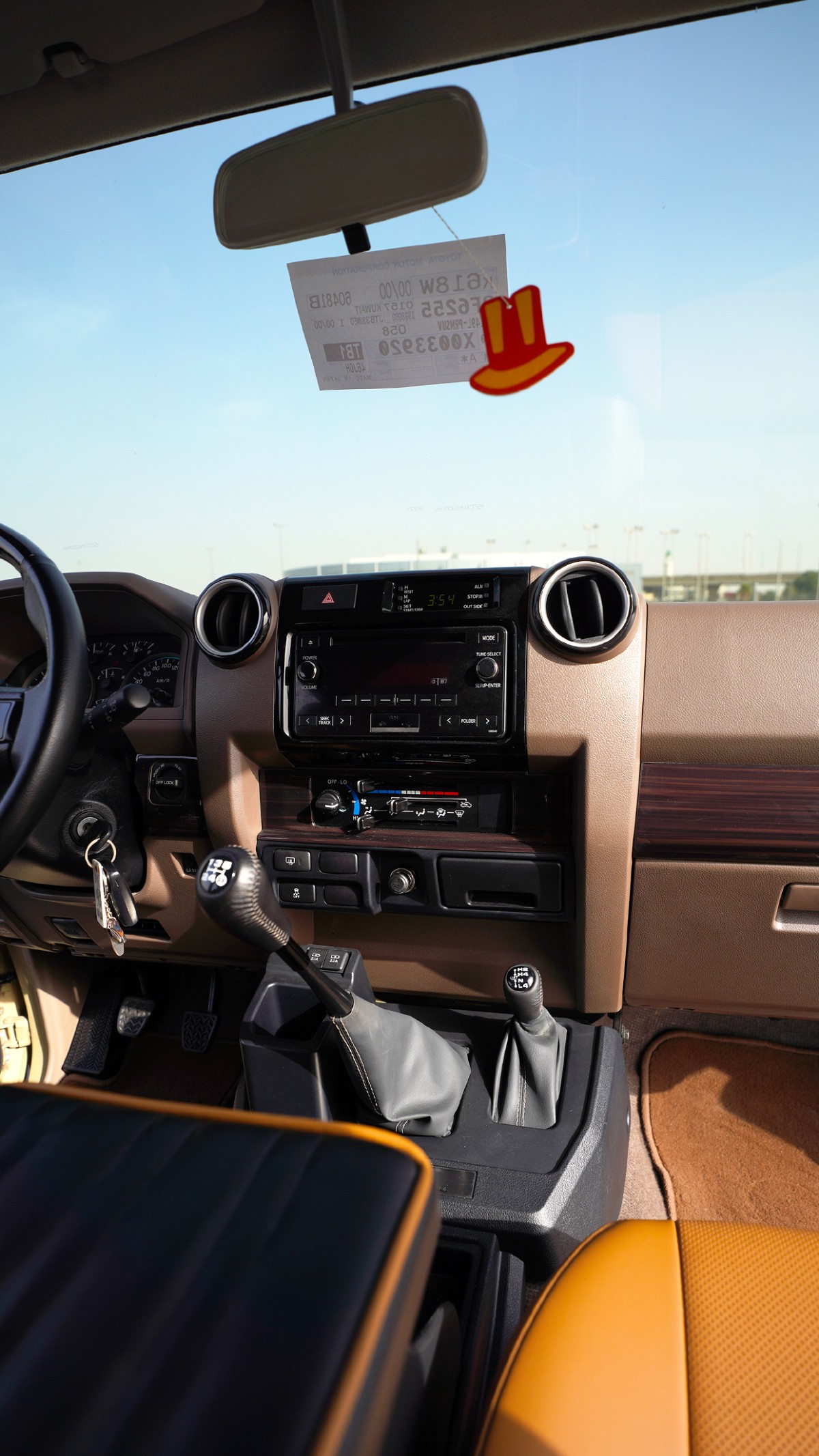 2023 Toyota Land Cruiser LC76 – 70th Anniversary Edition - 44k km