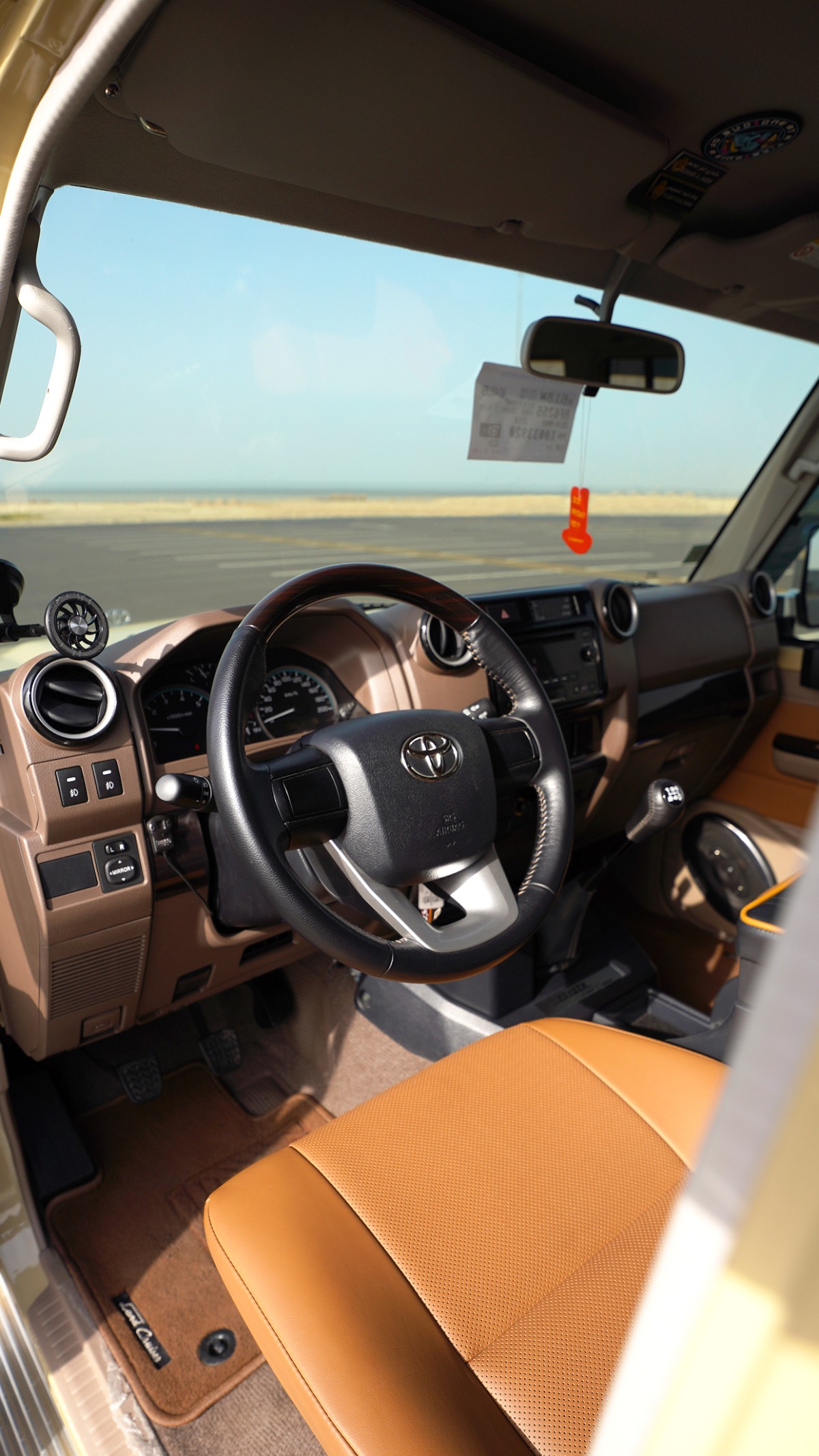2023 Toyota Land Cruiser LC76 – 70th Anniversary Edition - 44k km